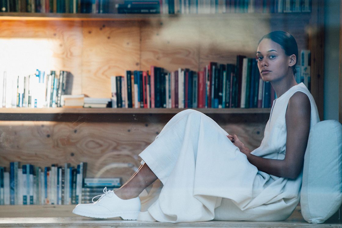 Melissa Bon unveils her hypnotic music video "Nomad" - Kodd Magazine