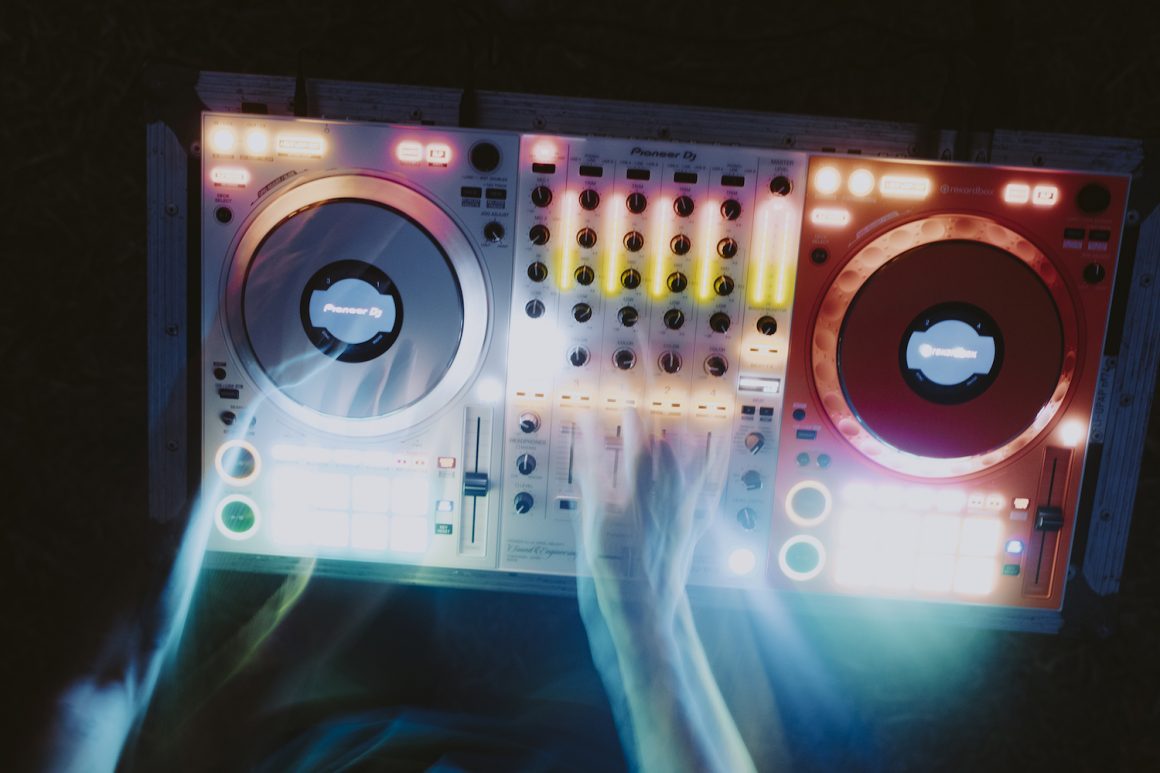 Pioneer DJ unveils collaboration with Off-White, Sound Engineering ...